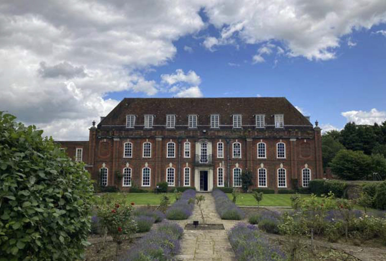 Lutyens Houses on the Market - The Lutyens Trust